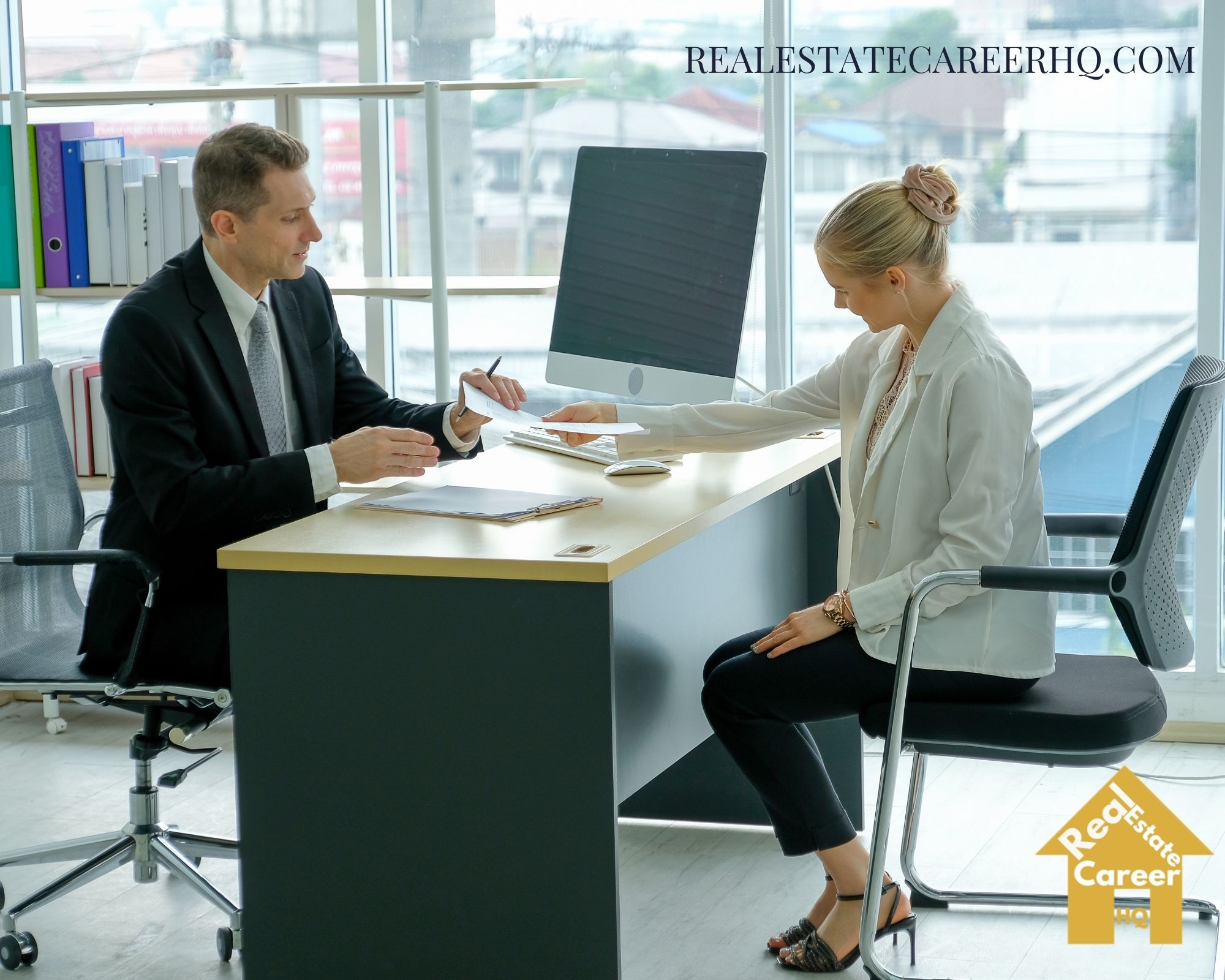How to Become an Escrow Officer in Arizona? – RealEstateCareerHQ.com
